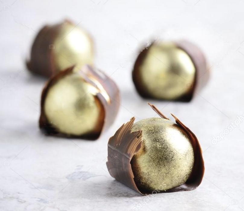 Mangharam Metallic Colour Light Gold – Mangharam Chocolate Solutions